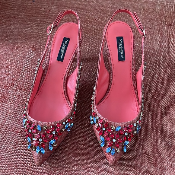 Dolce & Gabbana | Shoes | Dolce Gabbana Raffia Crystal Embellished Slingback Heels | Poshmark